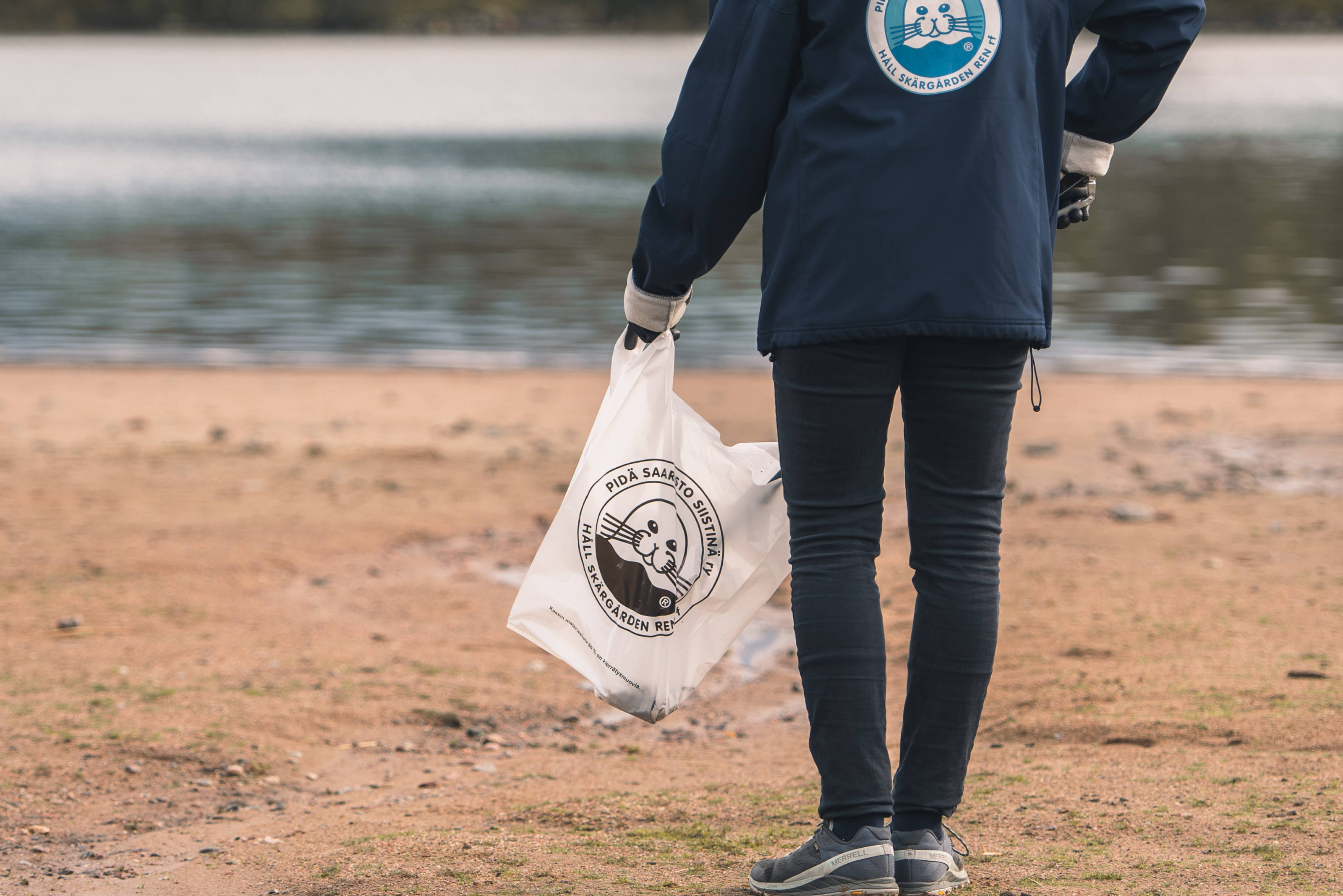 Clean Beach - Keep the Archipelago Tidy Association